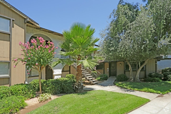 Crystal Tree Apartments - Fresno, CA | ForRent.com