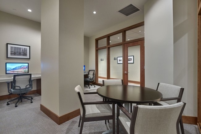 New York University | Off-Campus Housing Search