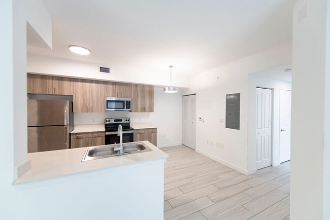 Sunset Pointe Apartments For Rent in Miami, FL | ForRent.com