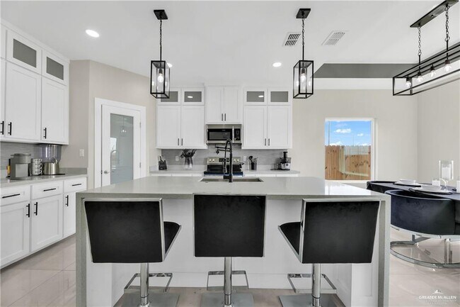 2805 Ulex Ave House - House Rental in McAllen, TX | ForRent.com