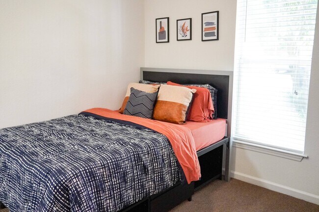 Gainesville Place Apartments | University of Florida | Off-Campus ...