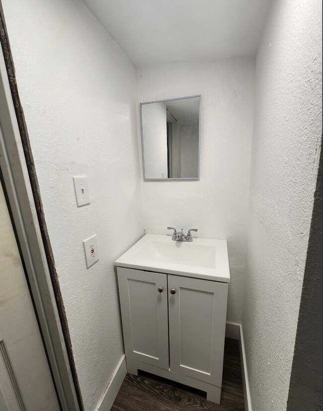 710 Sequoia Dr Unit A - Bakersfield, CA | ForRent.com