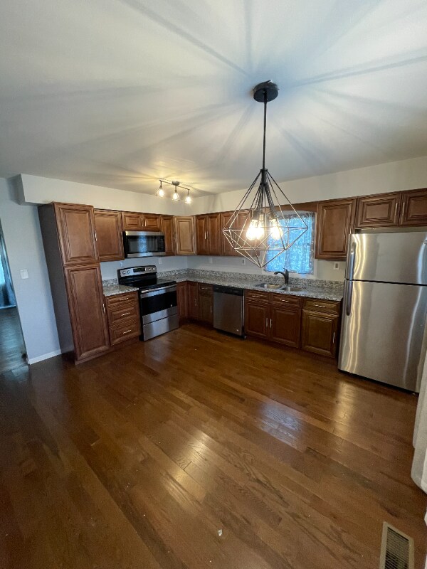 1570 E Broadway St - House for Rent in Bradley, IL | ForRent.com
