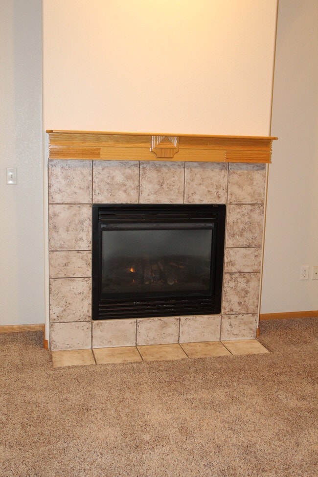 211 10th St Off-Campus Housing, Berthoud, CO