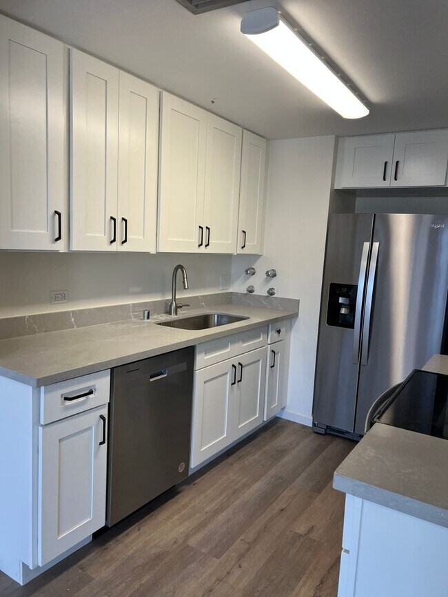 Harbor Square in Downtown Honolulu - Renov... Condo Unit 2507 - Condo ...