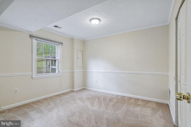 12735 Lighthouse Ln - Townhome for Rent in Woodbridge, VA | ForRent.com