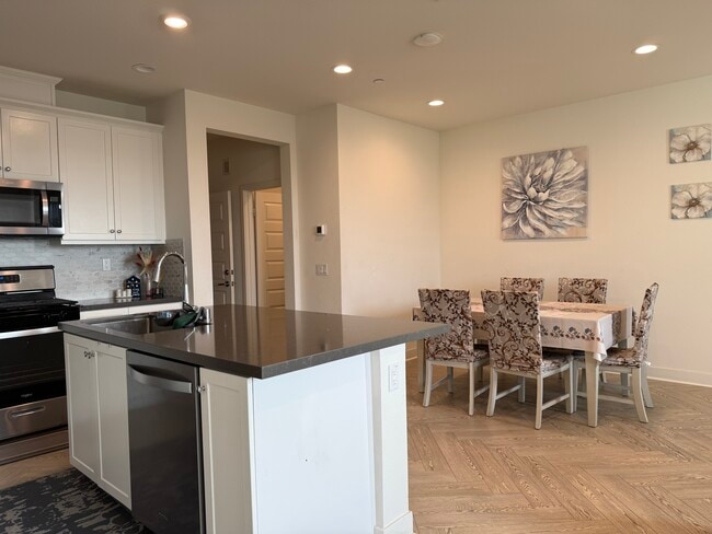 4096 E Peony Paseo Unit #23 Off-Campus Housing, Ontario, CA