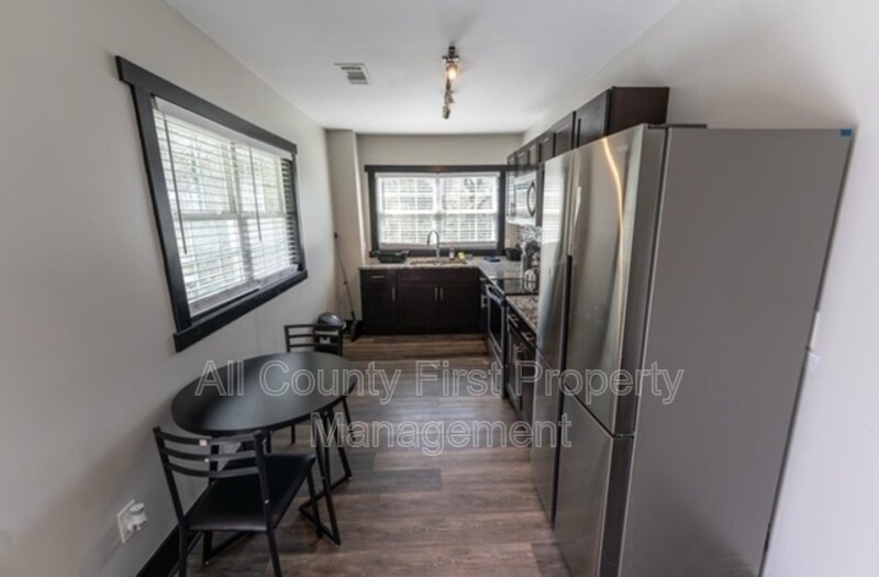 1764 Spring Ave Unit apt 2 - Condo for Rent in East Point, GA | ForRent.com
