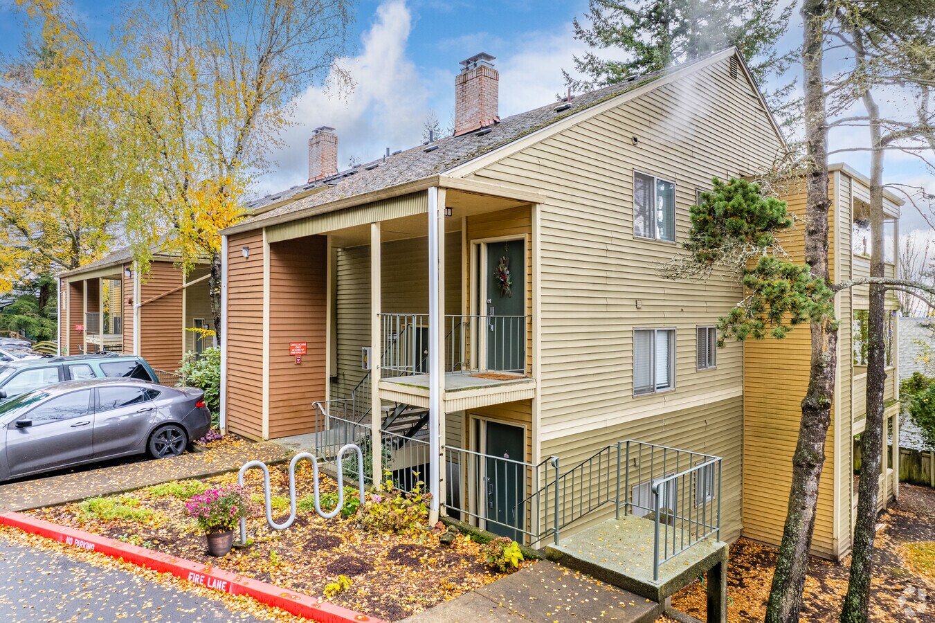 Ivy 8 Condominiums - Portland, OR | ForRent.com