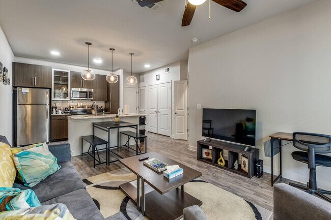 2627 Live Oak St Apartment Unit ID1035193P - Dallas, TX | ForRent.com