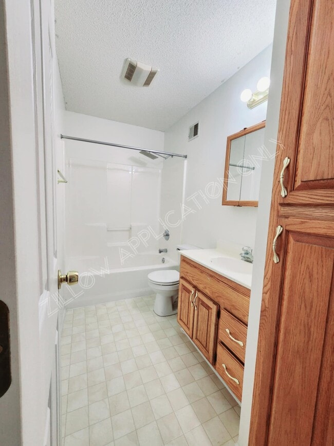 230 S Keeler St - House Rental in Olathe, KS | ForRent.com