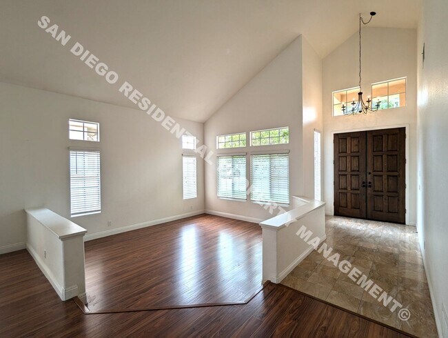 Spectacular & Spacious 4 Bed, 3 Bath Scrip... House - House Rental in ...