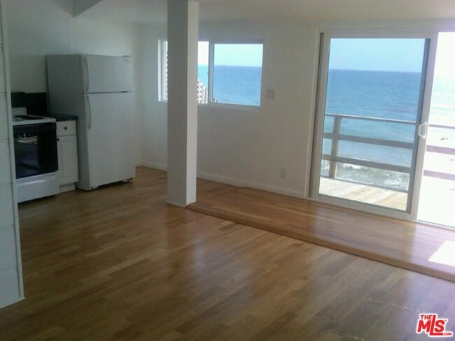 20202 Pacific Coast Hwy Condo Unit 6 - Condo for Rent in Malibu, CA ...