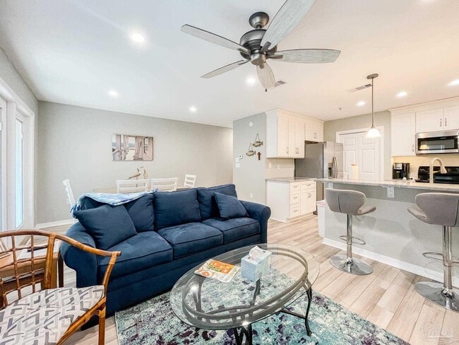 13351 Johnson Beach Rd Unit 402E - Condo for Rent in Pensacola, FL ...