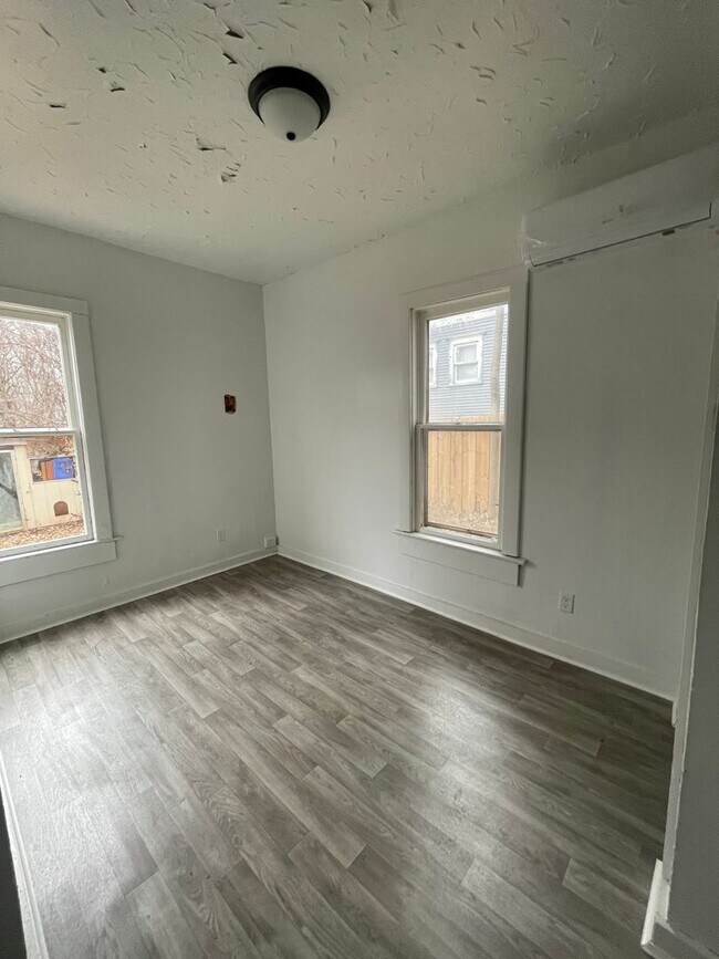 Come see this 1 bedroom 1 bathroom home ne... Rental - House Rental in ...