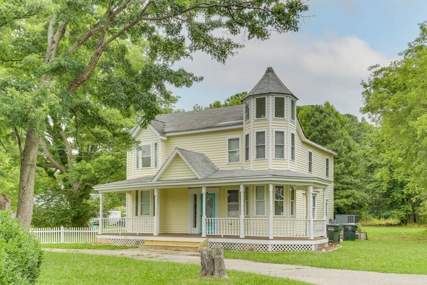 1302 Dare Rd - House for Rent in Yorktown, VA | ForRent.com
