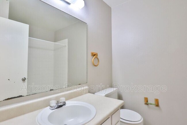 3934 E Piccadilly Rd Unit Apt. 5 - Condo for Rent in Phoenix, AZ ...