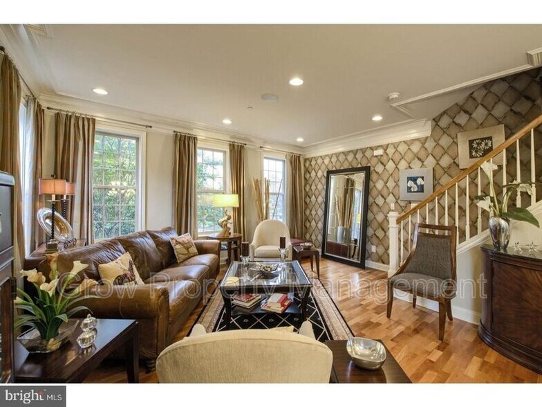105 Admirals Way - House for Rent in Philadelphia, PA | ForRent.com