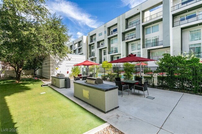 2775 W Pebble Rd Condominio Unidad 312 - Las Vegas, NV | ForRent.com