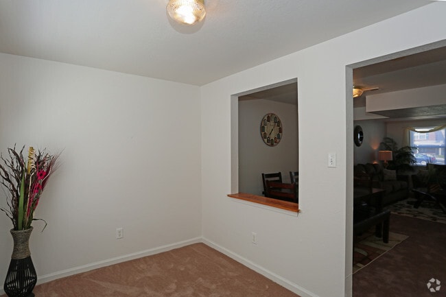 Mariner's Watch Apartments For Rent in Norfolk, VA | ForRent.com