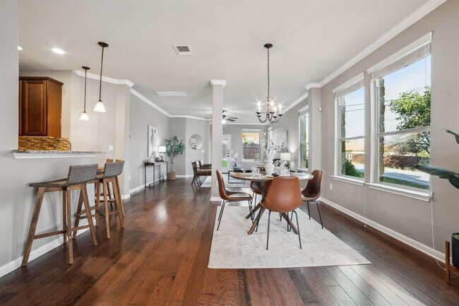 400 Hummingbird Ln - House for Rent in Austin, TX | ForRent.com