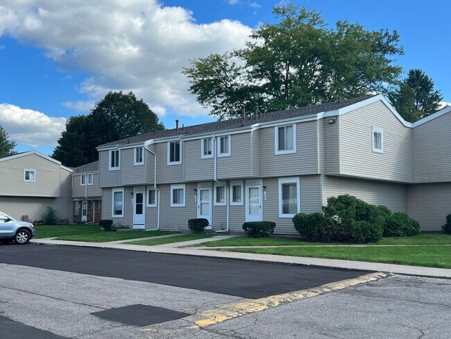Arrowtree Apartments - Okemos, MI | ForRent.com