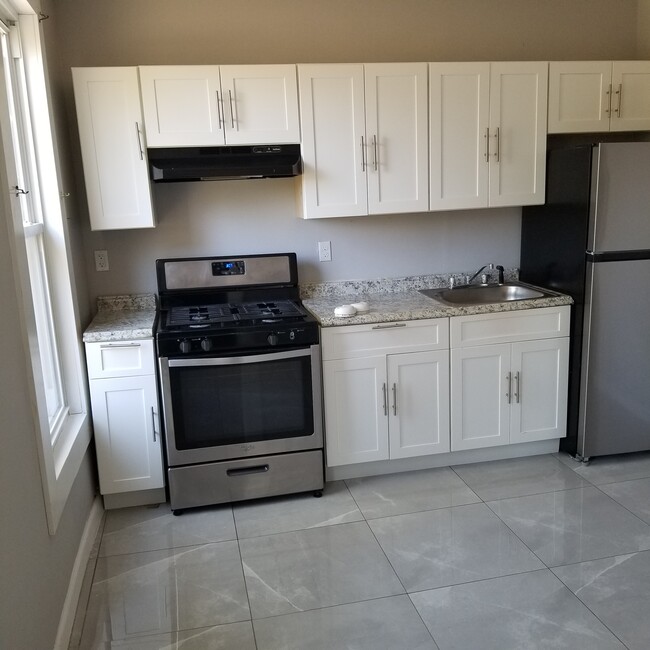 84 Carson Ave Unit 2 Off-Campus Housing, Newburgh, NY