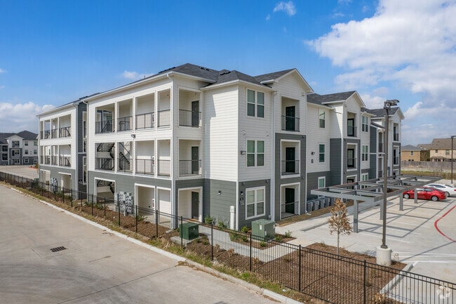 Aria at Ralston Apartments - Humble, TX | ForRent.com