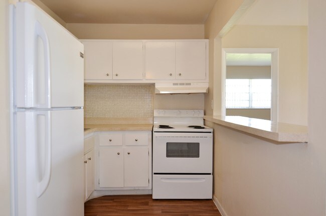 Cottage Cove Apartments For Rent in Miami, FL | ForRent.com