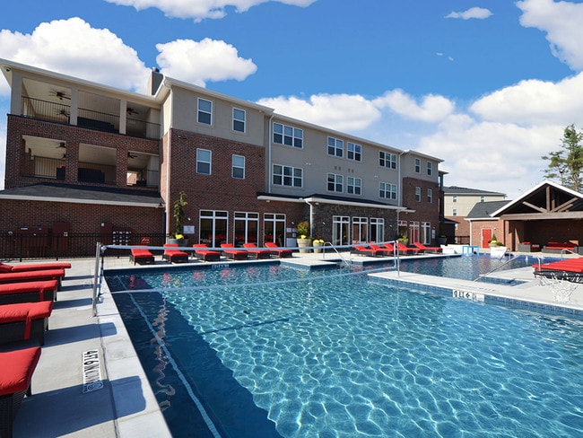 The View Apartments | Penn State University | Off-Campus Housing Search