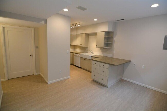 Two Bedroom Duplex Unit - House Rental in Seattle, WA | ForRent.com