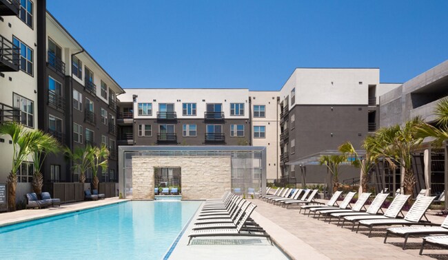 This 1 BR Can't Live Without You Unit S-512 - Austin, TX | ForRent.com