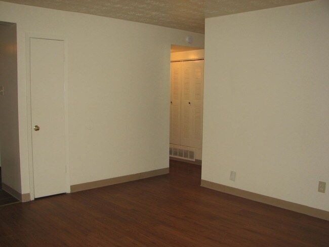 University Commons Apartments - University City, MO | ForRent.com