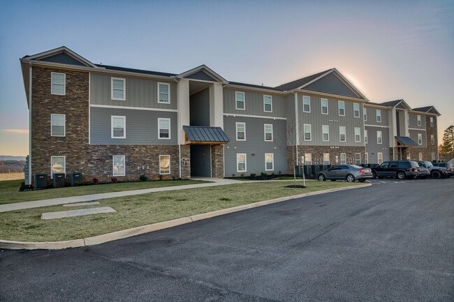 Kodak Crossing Apartments - Kodak, TN | ForRent.com