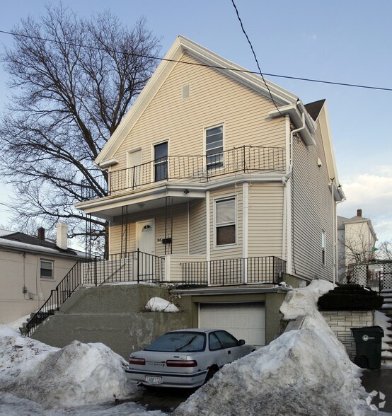 83 Homer St | Providence, RI | ForRent.com