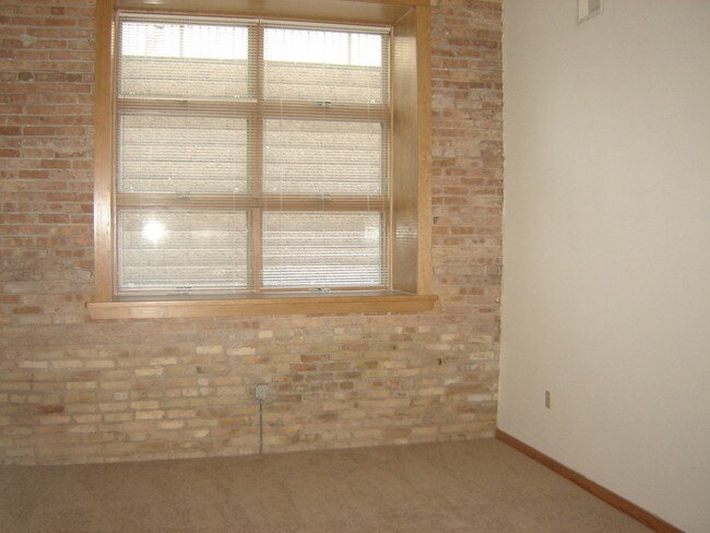 Mitchell Wagon Lofts - Racine, WI | ForRent.com