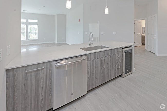 Everleigh Cape Cod- Age 55+ Active Adult Apartments - Hyannis, MA ...