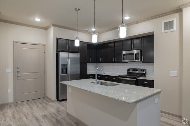 Regency Lofts - Houston, TX | ForRent.com