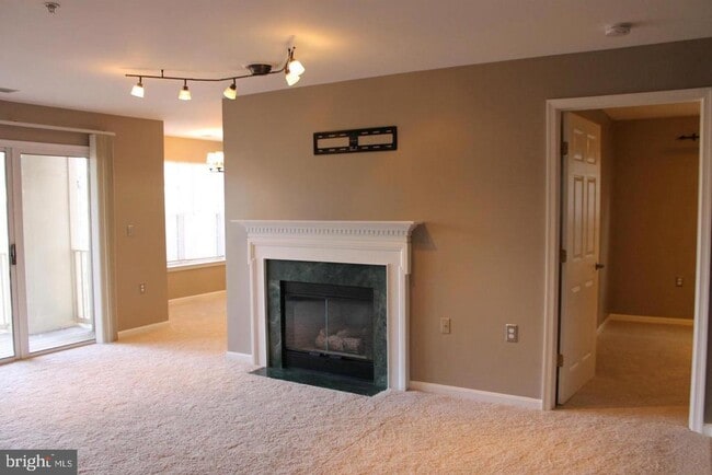 111 Timberbrook Ln Unit 103 - Gaithersburg, MD | ForRent.com