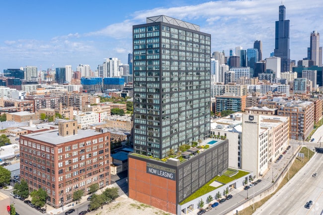 Landmark West Loop Apartments For Rent in Chicago, IL | ForRent.com