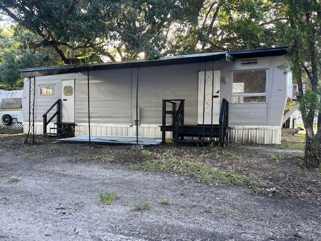 Sandpiper Mobile Home Park Unidad Lot 2 - Tampa, FL | ForRent.com