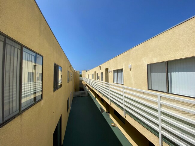 2724 Abbot Kinney Blvd Venice, CA 90291 Unit 106 - Los Angeles, CA ...