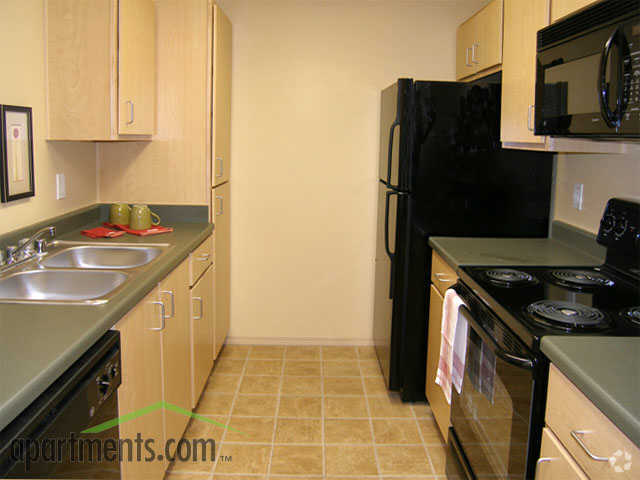 Creston Point Apartments - Seattle, WA | ForRent.com