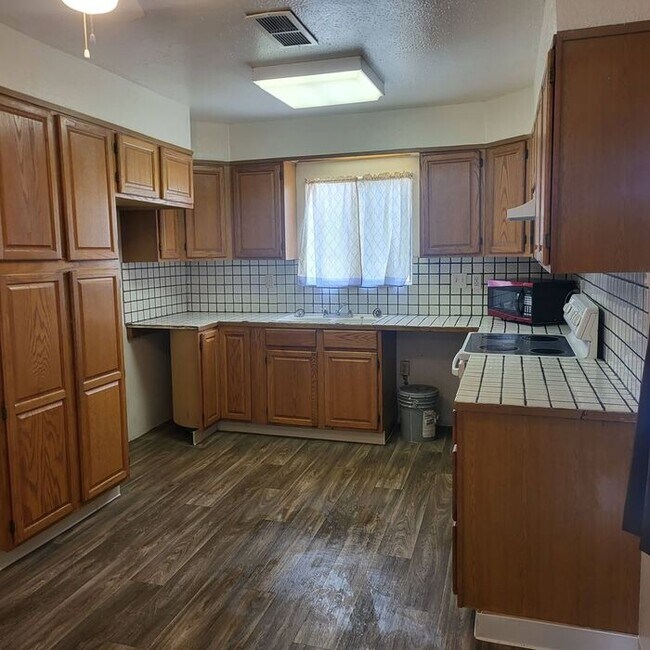 Rural Home on 80 acres horse property off ... - House Rental in Reno ...