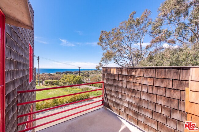 29235 Heathercliff Rd Unit 7 - Condo for Rent in Malibu, CA | ForRent.com