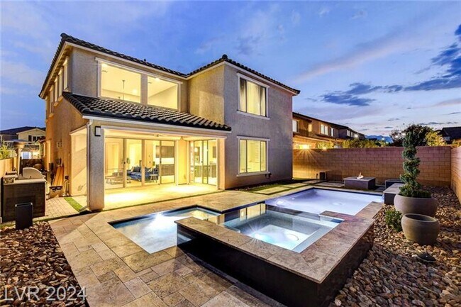 Skye Canyon | 3282 SqFt | Pool & Spa | 4 B... Casa - Casas en Alquiler ...