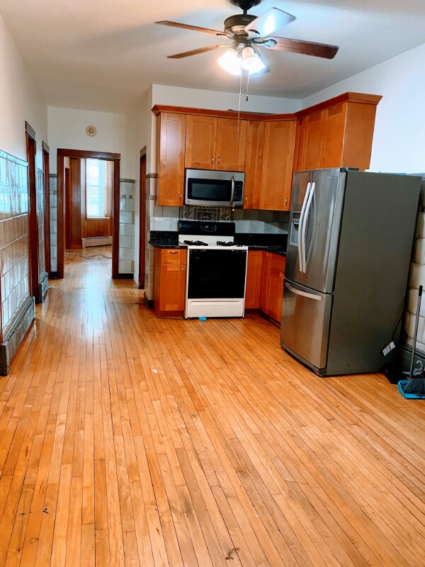 1633 W 37th Pl Apartment Unit 1 - Chicago, IL | ForRent.com