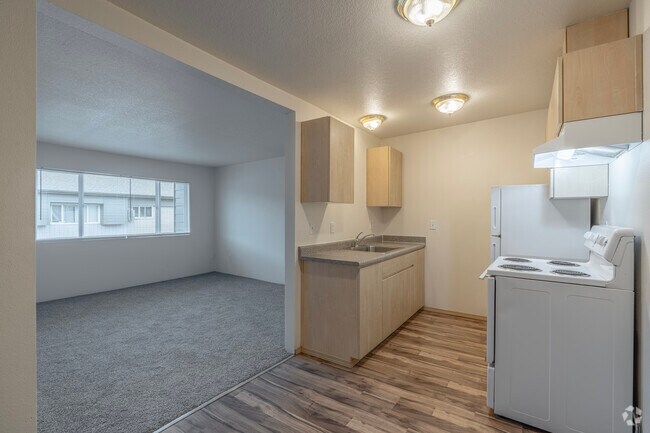 Crown Ridge Apartments For Rent in Salem, OR | ForRent.com