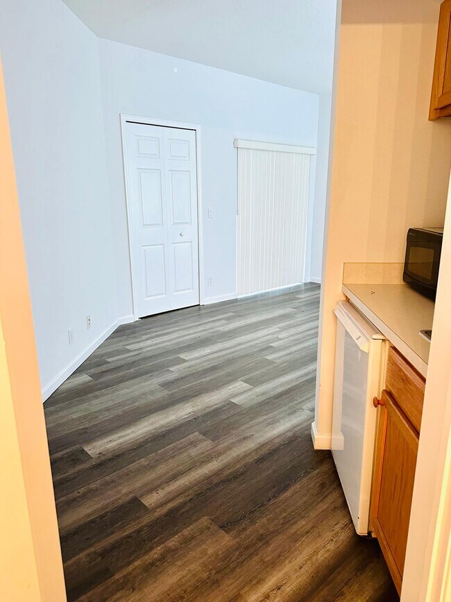 8904 Sandshot Ct Condo Unit 5112 Side B - Condo for Rent in Port Saint ...