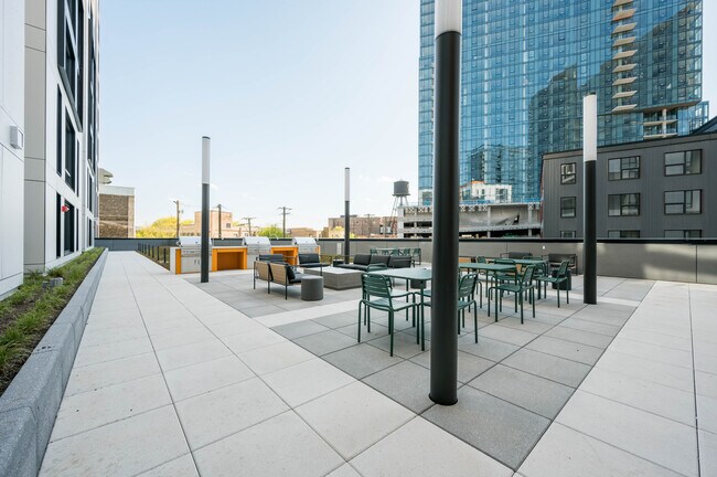 Post Apartments | DePaul University | Off-Campus Housing Search